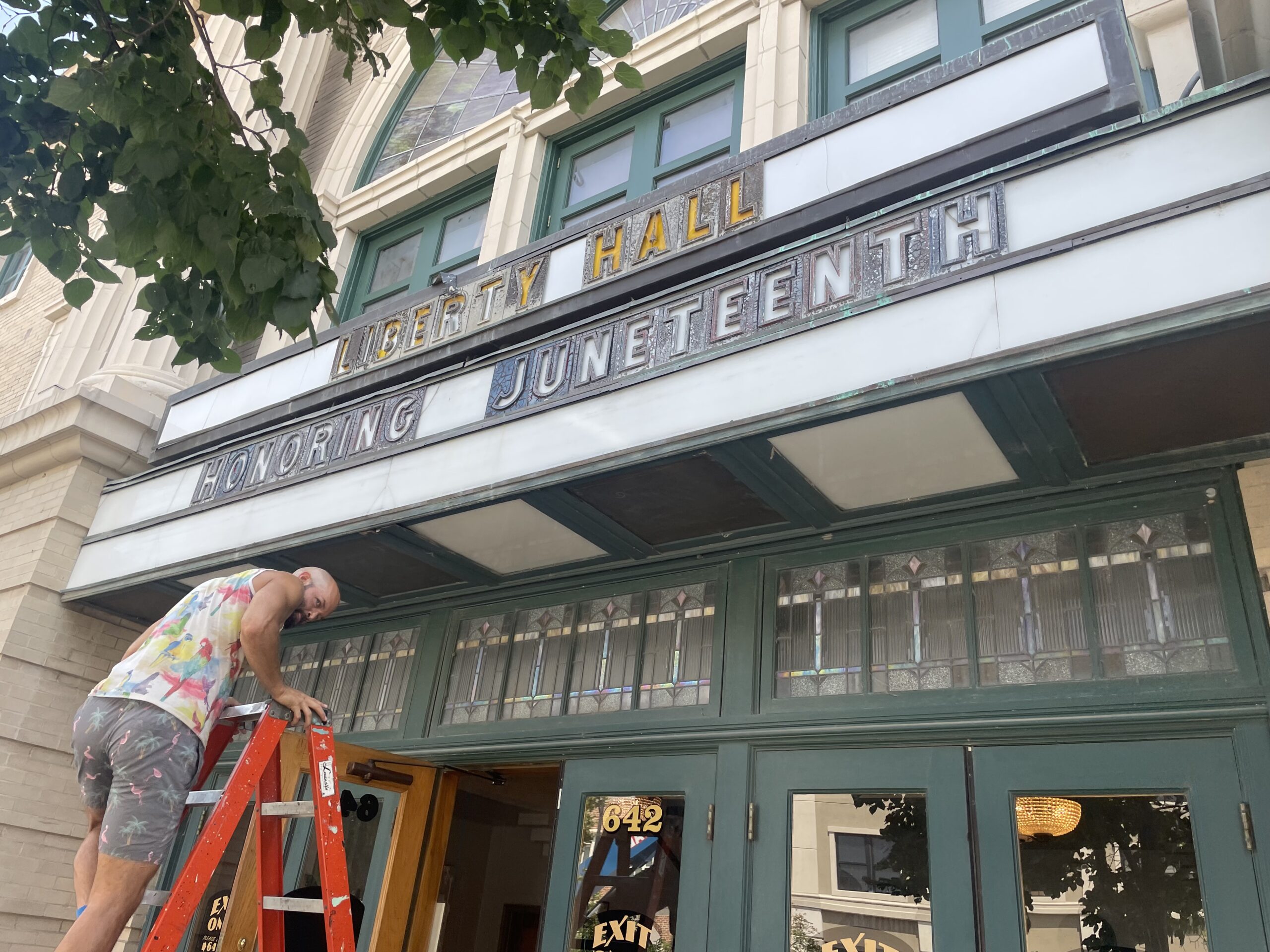 Scaffolding comes down at Liberty Hall in downtown Lawrence after ...